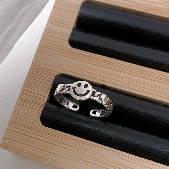 LACCstudios | Jewelry | Smiley Face Ring Silver Smiley Face Ring Smile ...